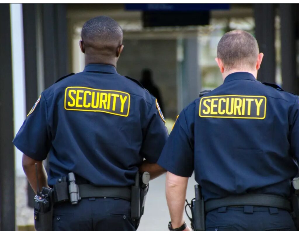 Is Live Video Security Monitoring Replacing Security Guards? - Jatagan